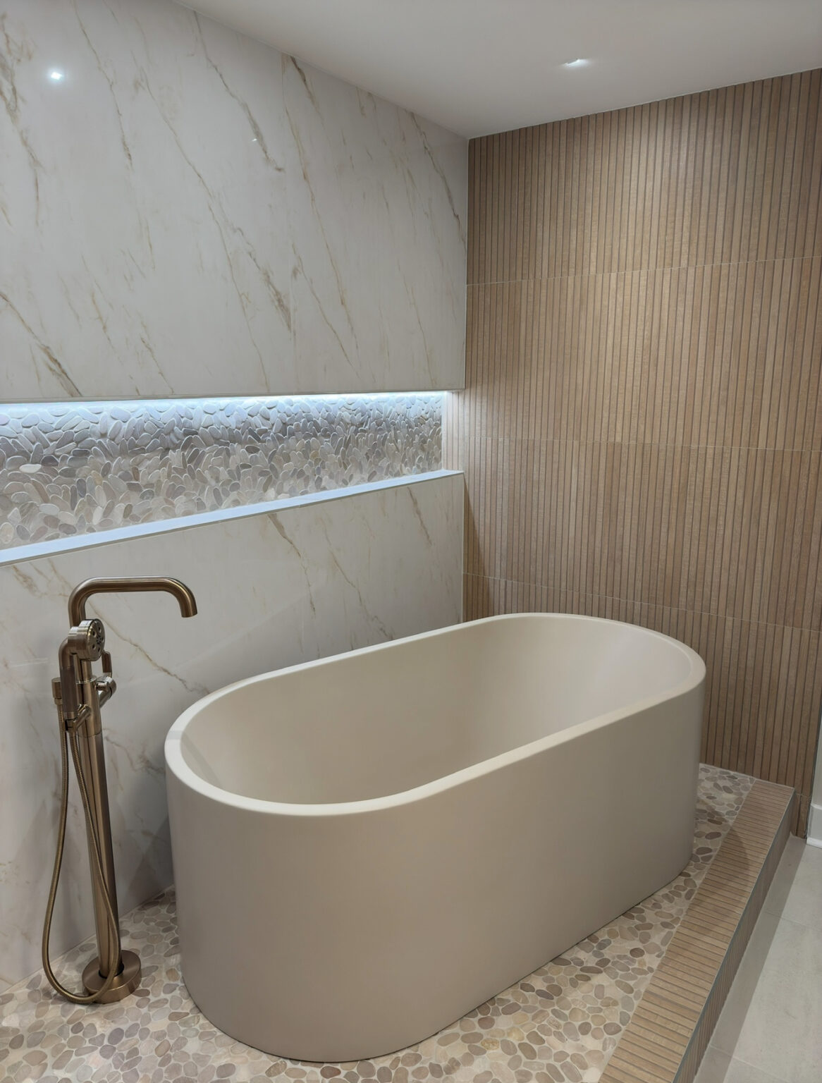 Shower Niche Lighting: Which one is right for you? - Thunder Bunny
